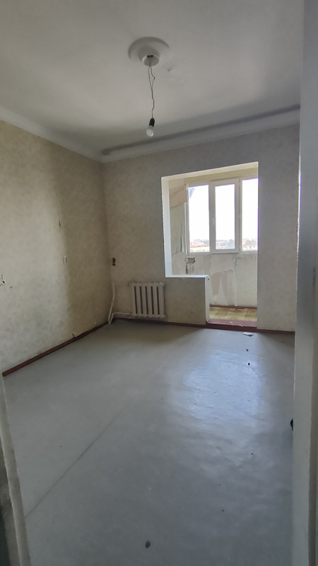 Продаётся 1 ком на сергели 7 балкон 2-6.этаж 1