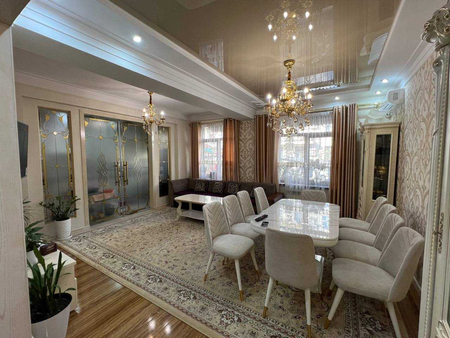(К128717) Продается 4-х комнатная квартира в Яккасарайском районе.