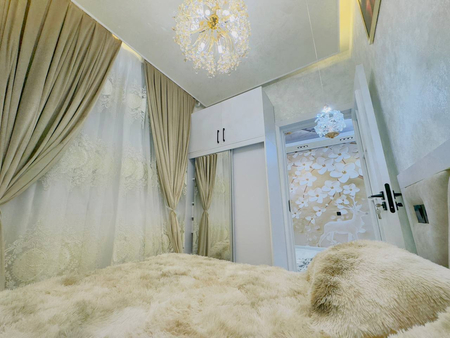 Чиланзар -13кв 1-2/3/4.33м2 Срочно Продам квартиру срочно срочно