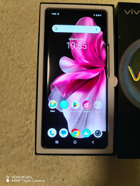 Vivo V 30e 5G  8+8/256 GB Yangi