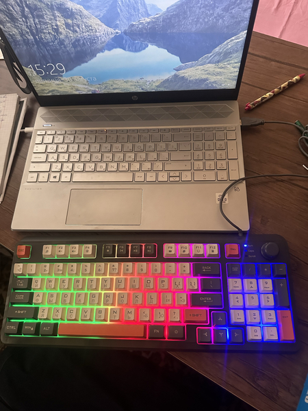 Igravoy klaviatura  mishka Hunfox k 820