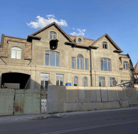 Продается дом в Мирзо Улугбекском районе (Никитина)