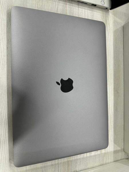 MacBook Pro M1/8/256/13.3\\\