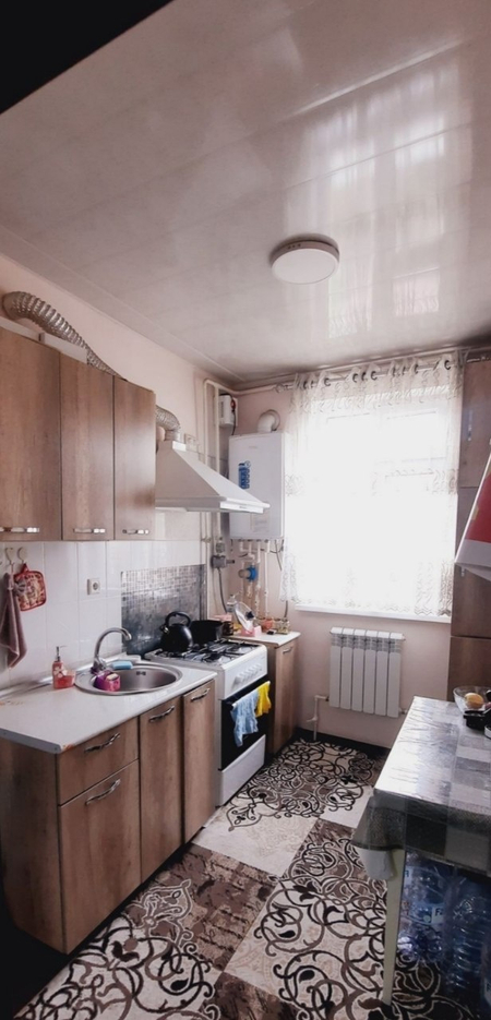 ! 2 xona Sergeli 7 A Novostroyka Srochno sotiladi 4 etaj