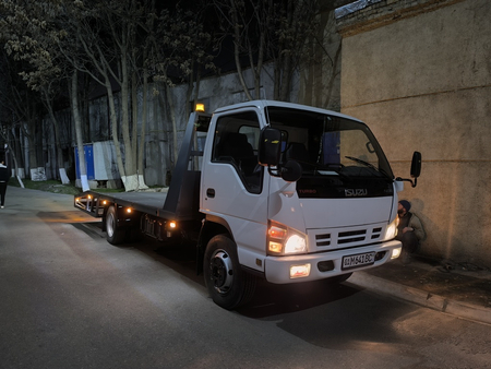 Isuzu Evakuator sotiladi