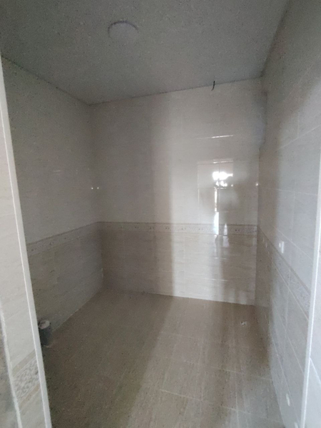 Kelesda kotta yoʻl yuzidan 100 metrda 80.000$
