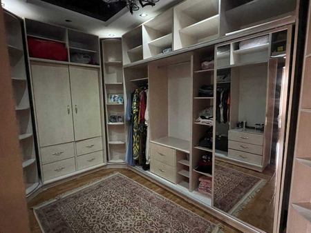 Продается 2х этажный дом на 4 соток, Невский