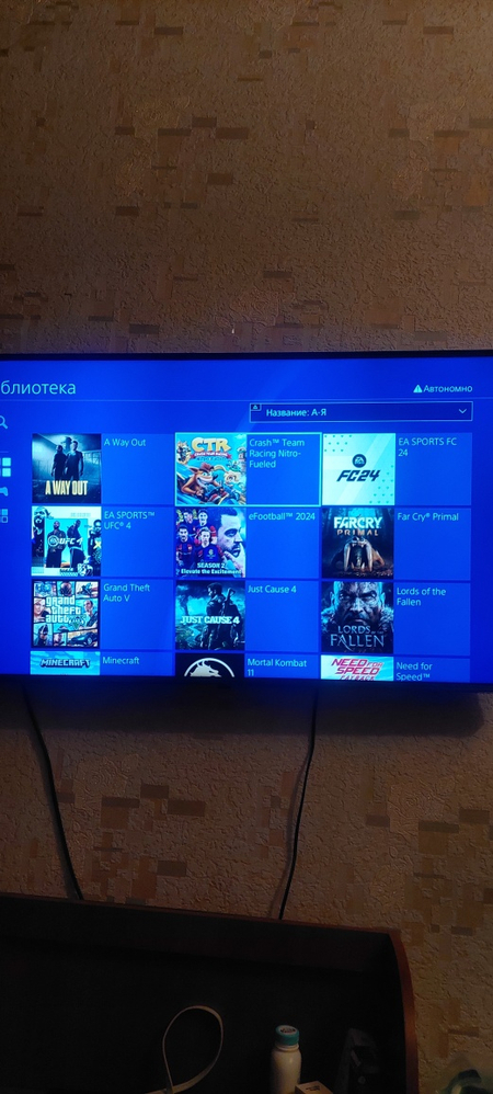 Sony PS-4 Slim 1TB 2джойстика оригинал за 220 у.е!