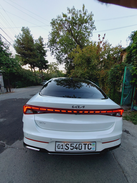 Kia k5 sotiladi 2023 yil