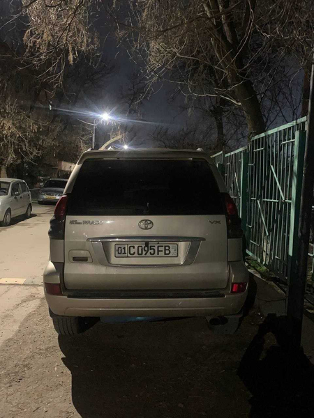 Toyota land cruiser Prado 120
