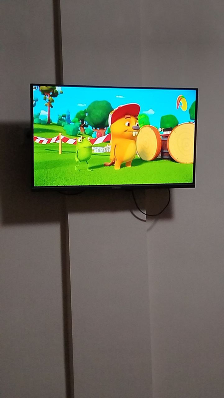 Smart televizor sotiladi!!! 32 li you tub ishledi