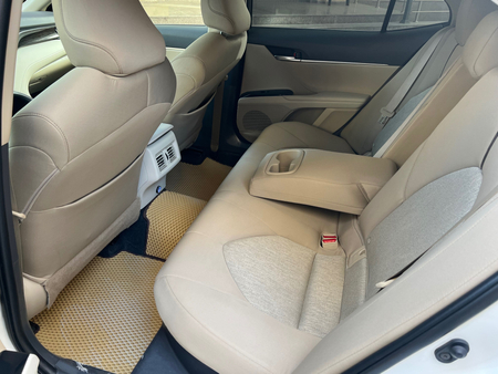 Toyota camry 2020 HYBRID