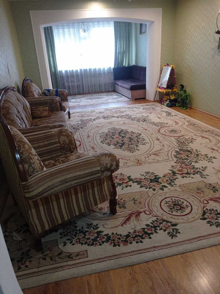 (К122987) Yakkasaroy tumanida 3-xonali kvartira sotiladi