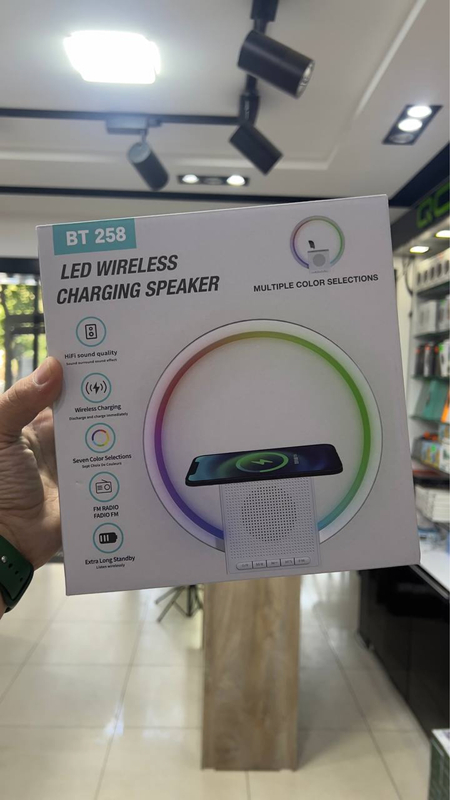 Smart Light Sound Machine с беспроводной зарядкой 15W c колонкой