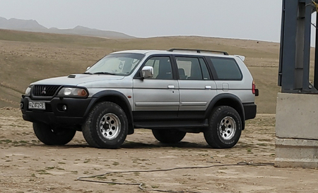 Pajero sport с двиг. bmw v8