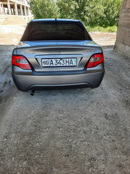 Neksiya 2sotiladi. 1.6l mator