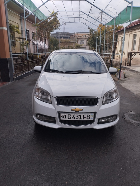 Nexia 3 sotiladi