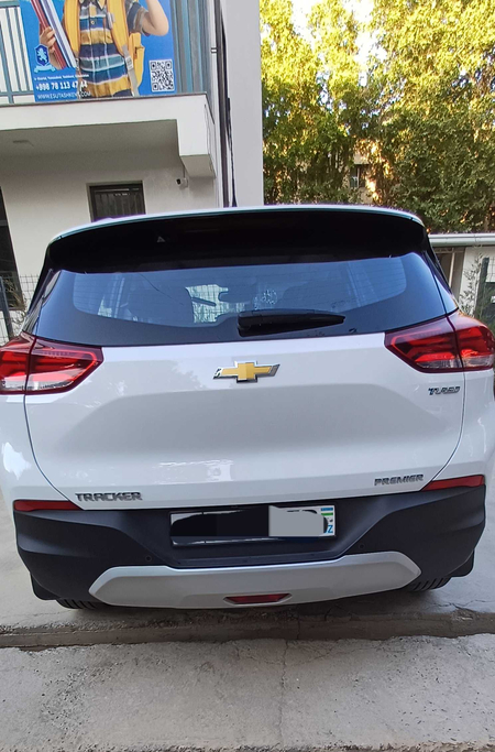 Продам авто Tracker 2 Premier Plus