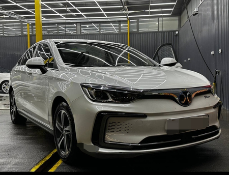 Продам электромобиль BAIC EU5