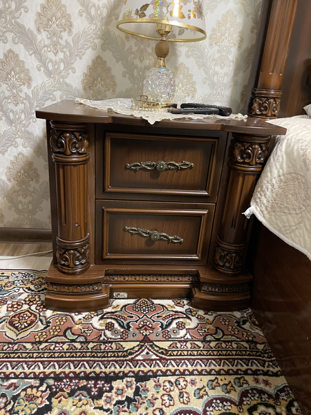 Спальный гарнитур