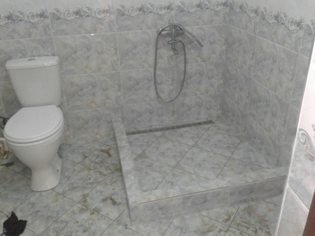 Кафельшик плиточник