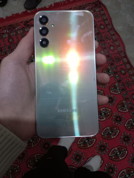 Galaxy A24 sotiladi
