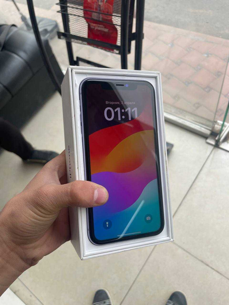 iPhone 11 karobkali 64gb