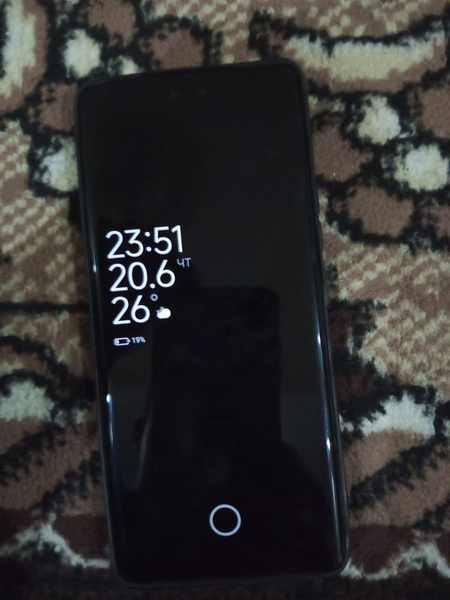 Telefon sotiladi
