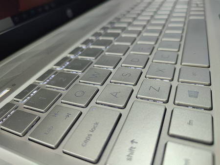 HP pavilion i5 10 avlod metal korpus