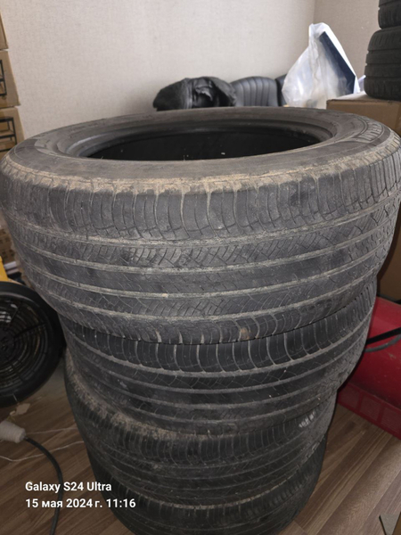 michelin 235/60/18