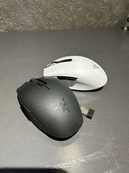 Продам беспроводную мышку razer orochi v2  60гр сенсор 18k