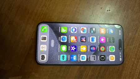 Iphone 15 pro max 256 сотилади