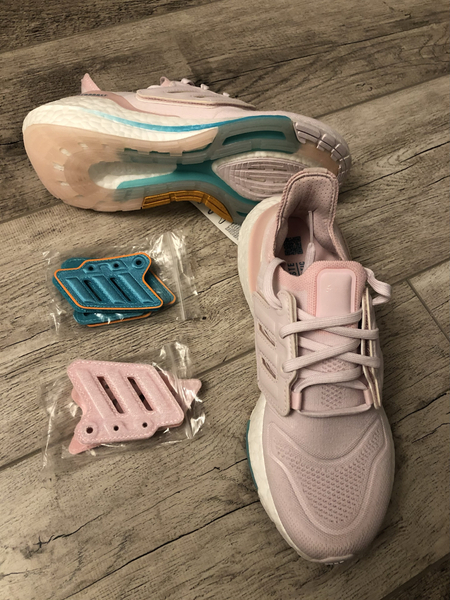 Adidas женские кроссовки