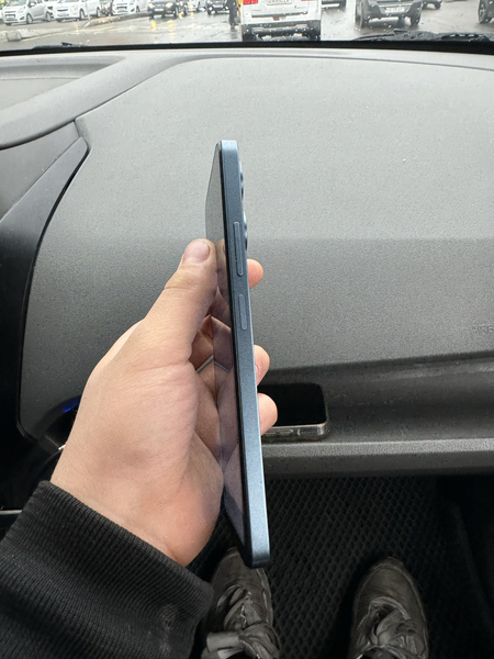 Redmi 13C  aybi yoq