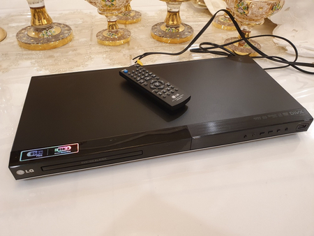 DVD LG DVX692 идеальное состояние