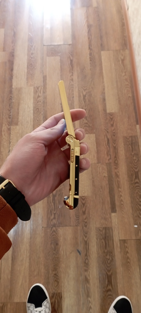 Vertu V77 axyta gold