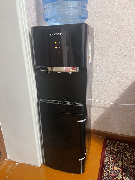 Куллер для воды moonx