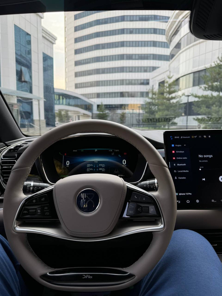BYD HAN Full 715 km