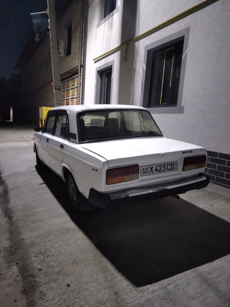 Jiguli      2107