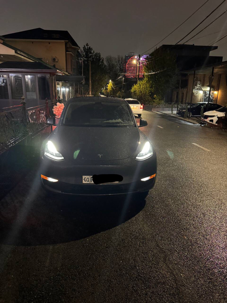 Tesla model Y 2022