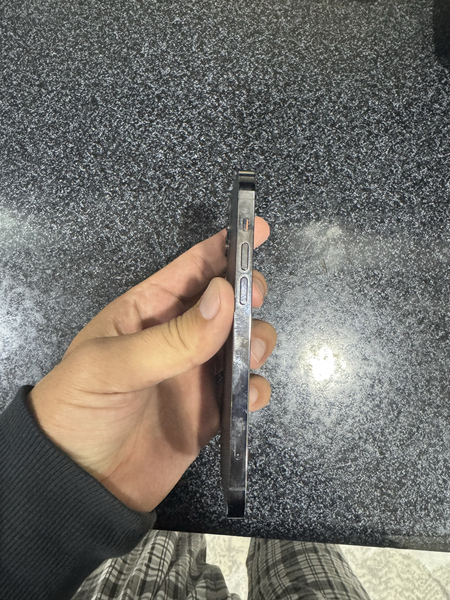 iphone 13 pro pamit 128 ZAA holati yahwi oqip tel qlila