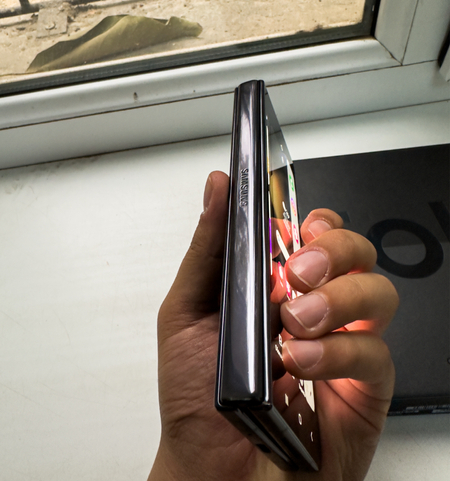 Galaxy Z Fold 4 12/512GB в идеальном состоянии +чехол кабель