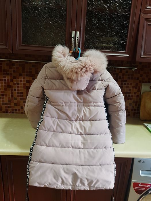 Продаётся детское пальто, для девочек!