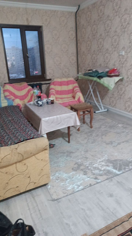 Bezmakler kvartira sergeli qizlaga ayollaga