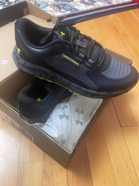 Мужские кроссовки Under Armour с Германии
