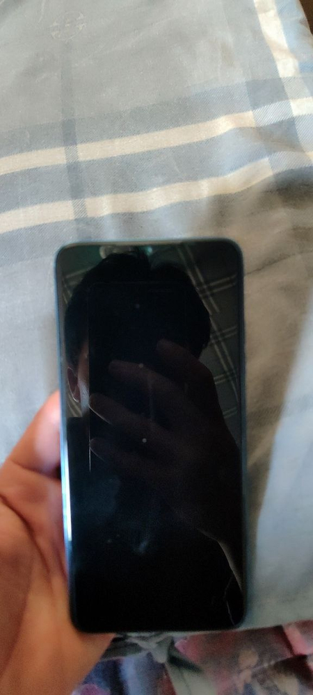 Telefon zoʻr Puli ham zór puliga arzidi telefon yangi holatda