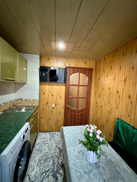 Продам квартиру  1/2/5. Дархан новомосковская