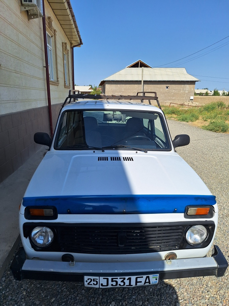 Lada Niva sotiladi