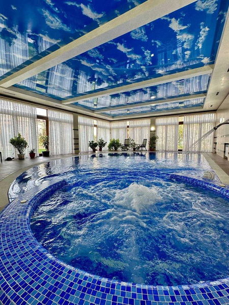 Продается Евро дом Ориентир: Центр Луначарский  1150м2