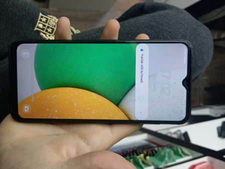 Telfonlar sotiladi
